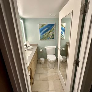 FOUR WINDS BEACH RESORT - Updated June 2025 - 17 Photos & 15 Reviews ...