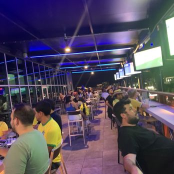 TOM’S WATCH BAR - Updated September 2024 - 189 Photos & 87 Reviews ...