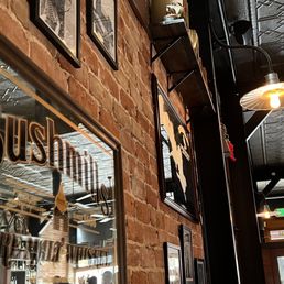 THE THREE STAGS IRISH PUB & RESTAURANT - Updated December 2025 - 185 ...