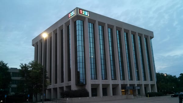 123 NET - Updated December 2025 - 24700 Northwestern Hwy, Southfield ...