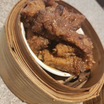 EDGEMONT PALACE - Updated January 2026 - 50 Photos - 45 Edenwold Dr NW ...