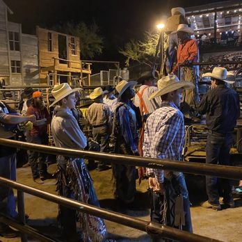 BUFFALO CHIP SALOON & STEAKHOUSE - Updated May 2024 - 477 Photos & 751 ...