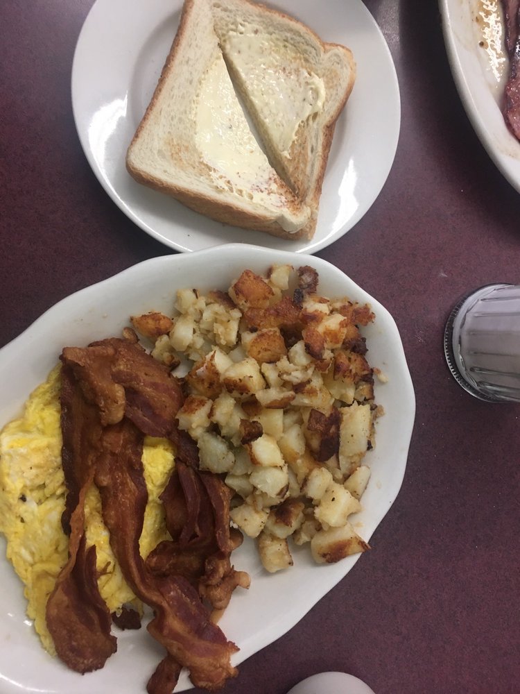 BARBARA’S RESTAURANT - 17 Photos & 22 Reviews - 962 Dixwell Ave, Hamden ...