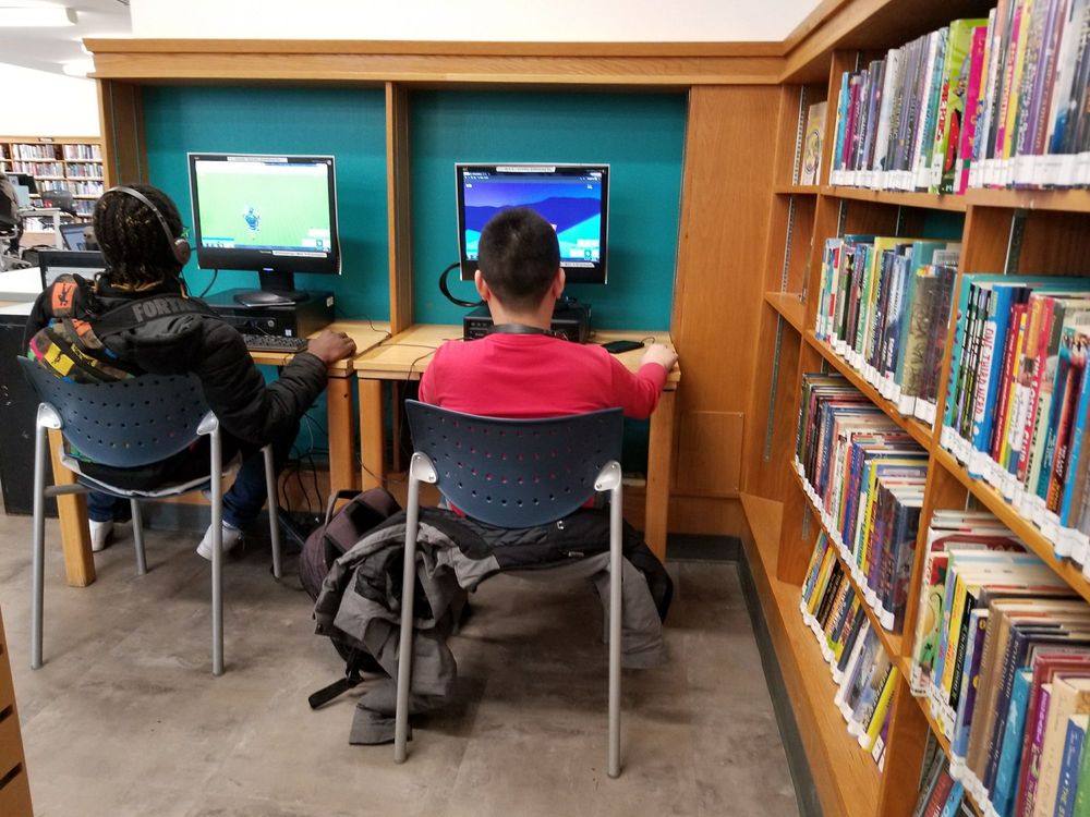 TORONTO PUBLIC LIBRARY - PARLIAMENT STREET BRANCH - 19 Photos - 269 ...