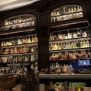 THE EDMON - Updated June 2024 - 518 Photos & 327 Reviews - 5168 Melrose ...