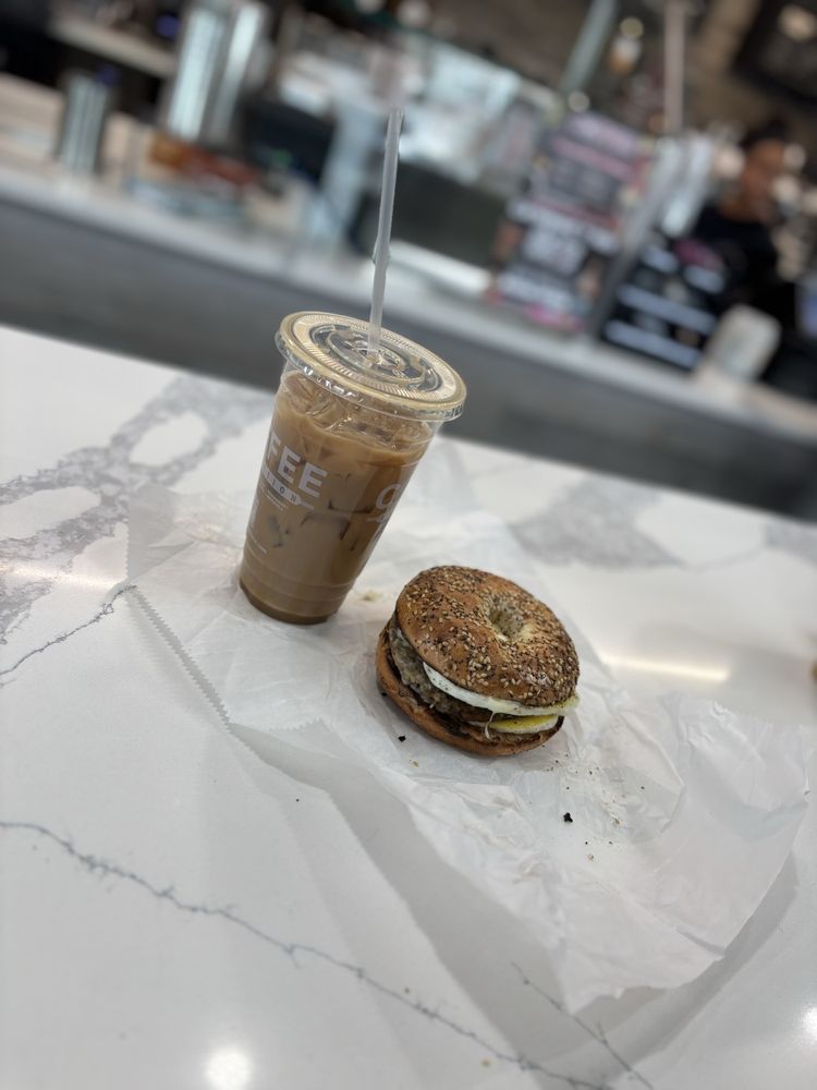 COFFEE CONNECTION SMITHFIELD - Updated August 2025 - 665 Douglas Pike ...