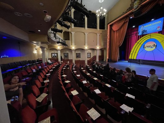 LAUGH FACTORY - Updated January 2025 - 65 Photos & 71 Reviews - 104 N ...