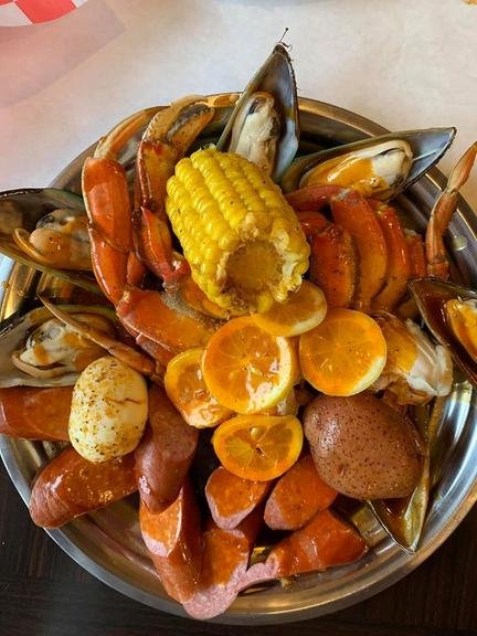 YUMMY CRAB - Cajun/Creole Restaurant - 3165 S Dirksen Pkwy, Springfield ...