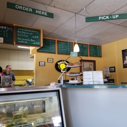 BARROW’S GOURMET DELI - Updated July 2025 - 43 Photos & 86 Reviews ...