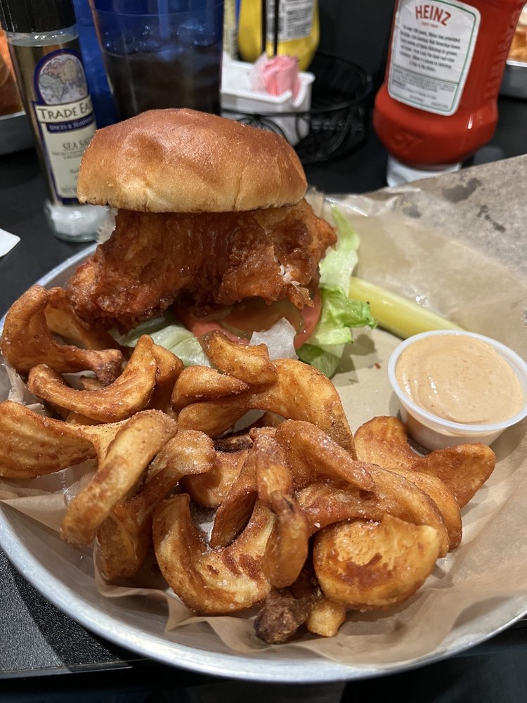 JUNCTION BAR & GRILL - 15 Reviews - 4472 M75, Walloon Lake, Michigan ...