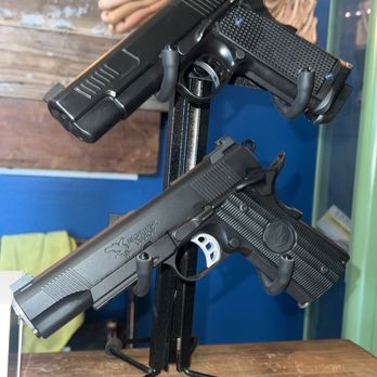 RED RIFLE - Updated June 2025 - 271 Photos & 366 Reviews - 1505 E Del ...