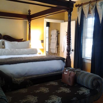 INN BOONSBORO - Updated December 2025 - 33 Photos & 14 Reviews - 1 N ...