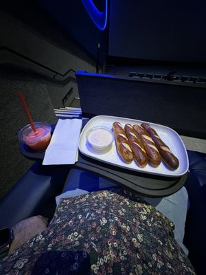 CINÉPOLIS LUXURY CINEMAS - Updated April 2026 - 399 Photos & 481 ...