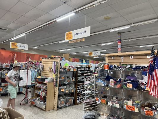 AUSTIN CREATIVE REUSE - Updated January 2026 - 97 Photos & 94 Reviews ...