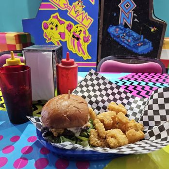 BACK TO THE 80S CAFE & MORE - Updated August 2024 - 1164 Photos & 408 ...