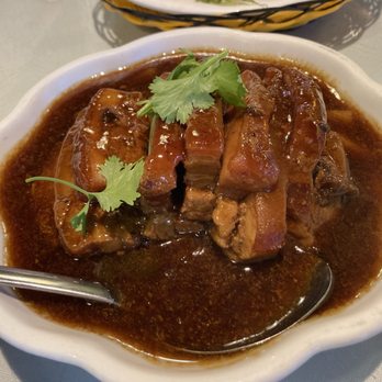 EAST WALL CHINESE RESTAURANT - Updated November 2024 - 1038 Photos ...