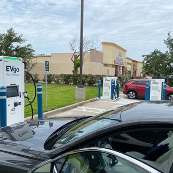 Evgo ev charging store