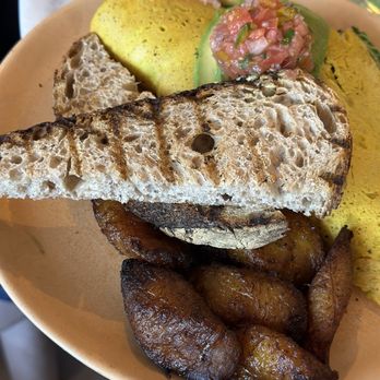 HATCH 44 CAFE - Updated July 2024 - 52 Photos & 30 Reviews - 401 Main ...