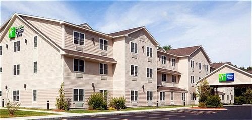 HOLIDAY INN EXPRESS & SUITES HAMPTON SOUTH-SEABROOK - Updated August ...