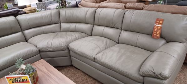 Baileys furniture outlet store