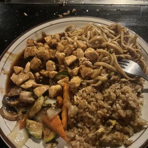 DOMO 77 STEAK HOUSE - FOX VALLEY - Updated May 2024 - 213 Photos & 400 ...