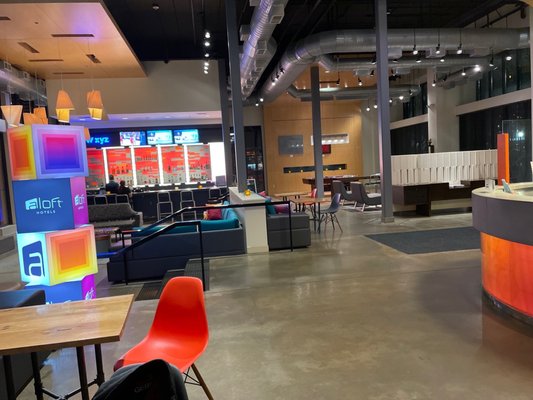 ALOFT BIRMINGHAM SOHO SQUARE - 90 Photos & 104 Reviews - 1903 29th Ave ...