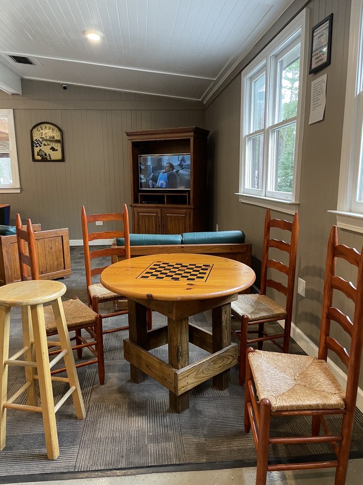 SYCAMORE LODGE - Updated September 2025 - 86 Photos & 26 Reviews - 1059 ...