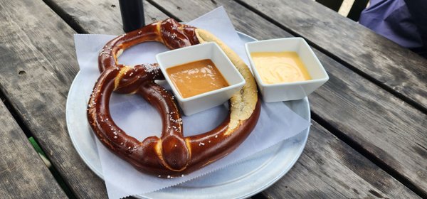 THE PADDLE PUB - Updated December 2025 - 81 Photos & 187 Reviews - 4915 ...