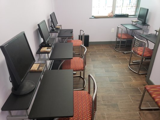 RENOXX CAREGIVERS - Updated January 2026 - 17 Photos - 9500 Annapolis ...