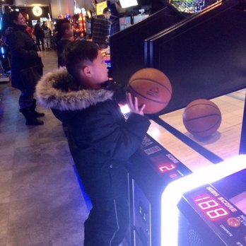 AMUSEMENT 20/20 - Updated December 2025 - 13 Photos - 3350 Boulevard ...