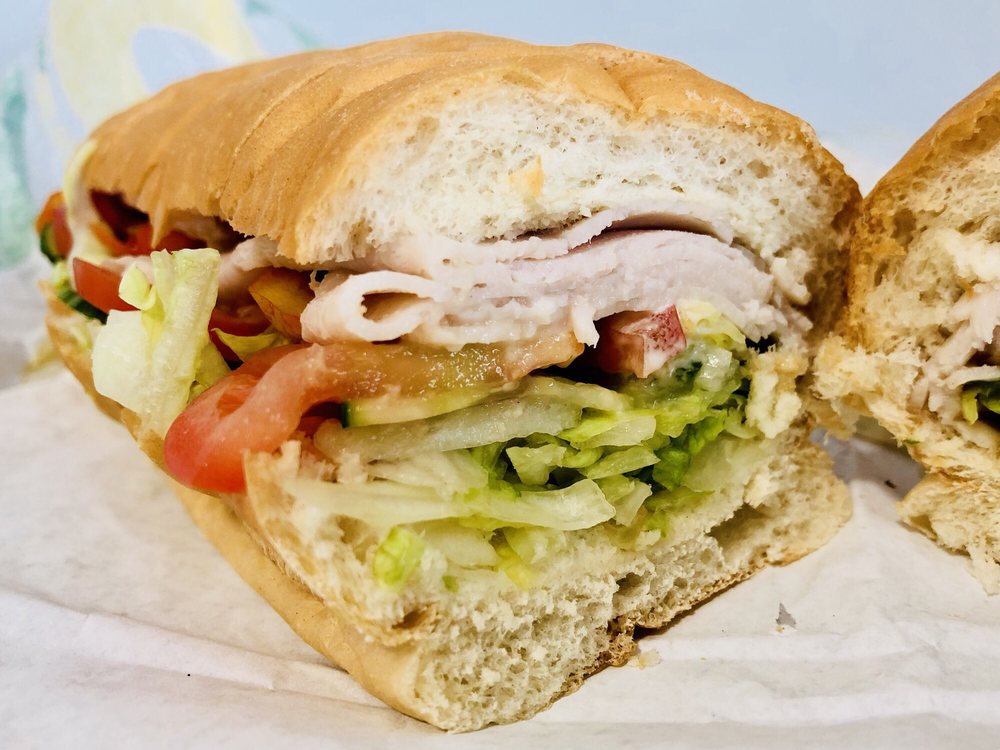 SUBWAY - Updated October 2024 - 14 Reviews - 160 University Avenue W ...