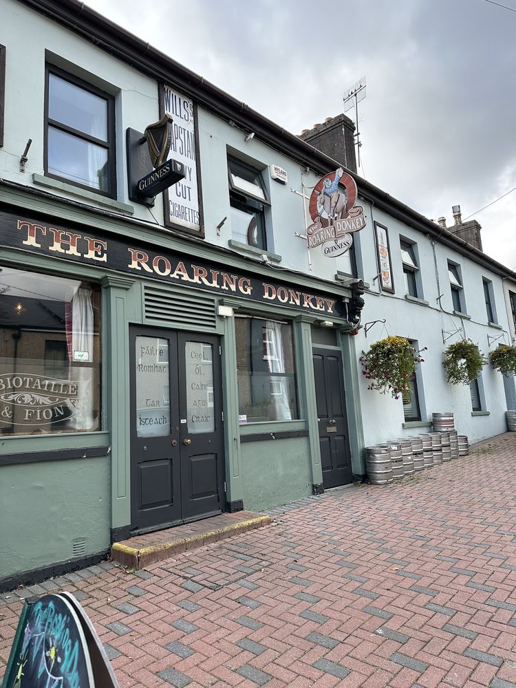 ROARING DONKEY - Updated December 2025 - Orilia, Cobh, Co. Cork ...
