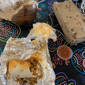 RAIDER BURRITO - 24 Photos & 47 Reviews - Mexican - 2102 19th St ...