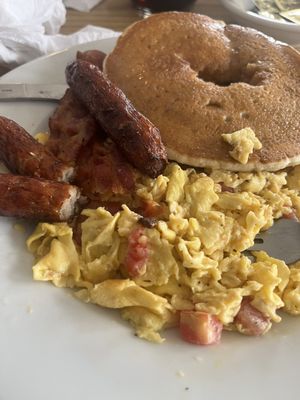 MICHIGANS PLUS - Updated December 2025 - 40 Photos & 78 Reviews - 313 ...