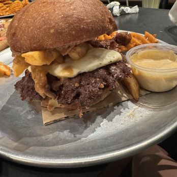 STACK 571 BURGER AND WHISKEY BAR - KIRKLAND - Updated December 2025 ...