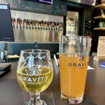 GRAVITY TAPROOM - Updated December 2025 - 166 Photos & 88 Reviews - 777 ...