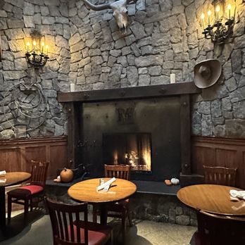 MARINITAS - Updated December 2025 - 194 Photos & 693 Reviews - 218 Sir ...