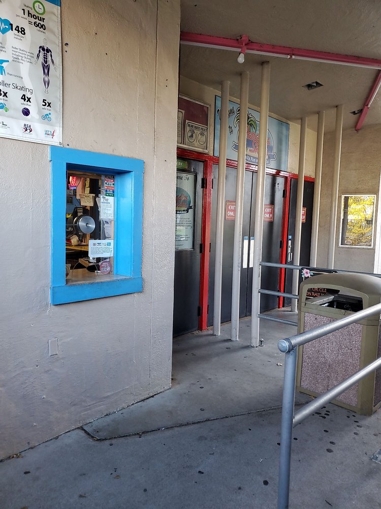 PARADISE SKATE ROLLER RINK - 71 Photos & 129 Reviews - 1201 W 10th St ...