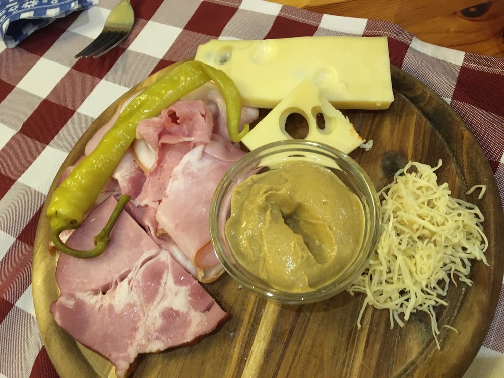 WIENER HEURIGER WOLFF - 37 Photos & 12 Reviews - Rathstr. 46-50, Wien ...