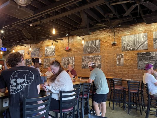 HOP HOUSE TENNESSEE TAPS - Updated March 2026 - 98 Photos & 82 Reviews ...