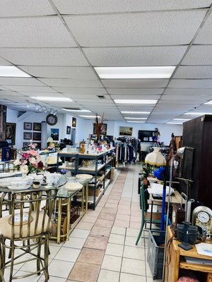 WHITE RABBIT THRIFT STORE - Updated September 2025 - 15430 CA-99, Chico ...
