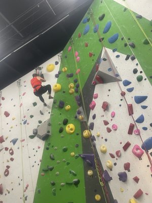 APPROACH CLIMBING GYM - 15 Photos & 27 Reviews - 4923 S 72nd St, Omaha ...