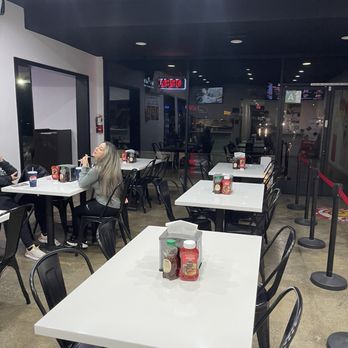 LEGEND HOT CHICKEN - Updated January 2025 - 200 Photos & 197 Reviews ...