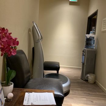 JOHN ROWINSKI MASSAGE & LYMPHATIC THERAPY - Updated June 2025 - 39 ...