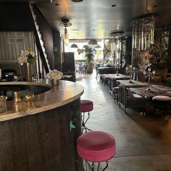 TOM TOM - Updated August 2024 - 1400 Photos & 1076 Reviews - 8932 Santa ...