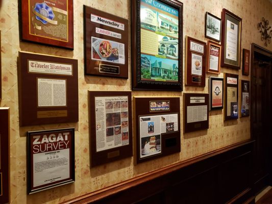 COOPERAGE INN - 332 Photos & 329 Reviews - 2218 Sound Ave, Baiting ...