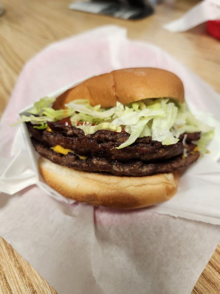 DAMBURGER - Updated July 2024 - 83 Photos & 171 Reviews - 1320 Placer ...