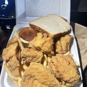 PLAZA FISH MARKET - Updated December 2025 - 43 Photos & 63 Reviews ...