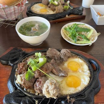 TAN DINH CAFE - Updated November 2024 - 334 Photos & 151 Reviews - 909 ...