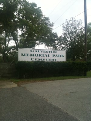 GALVESTON MEMORIAL PARK CEMETERY - Updated October 2025 - 17 Photos ...
